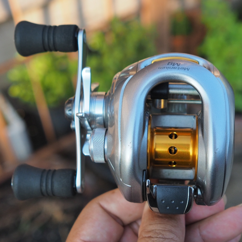 SHIMANO Metanium Mg ซ้าย รอบ 6.2 มือสอง | Shopee Thailand