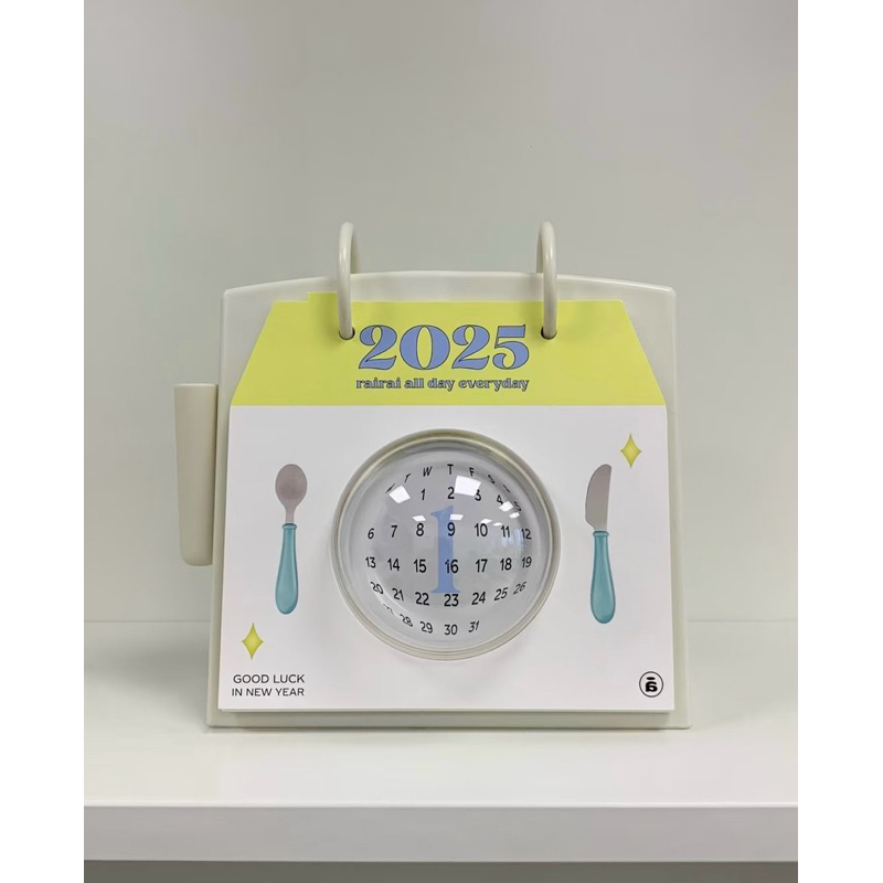 (pre-order) ปฏิทินตั้งโต๊ะปี2025 | Shopee Thailand