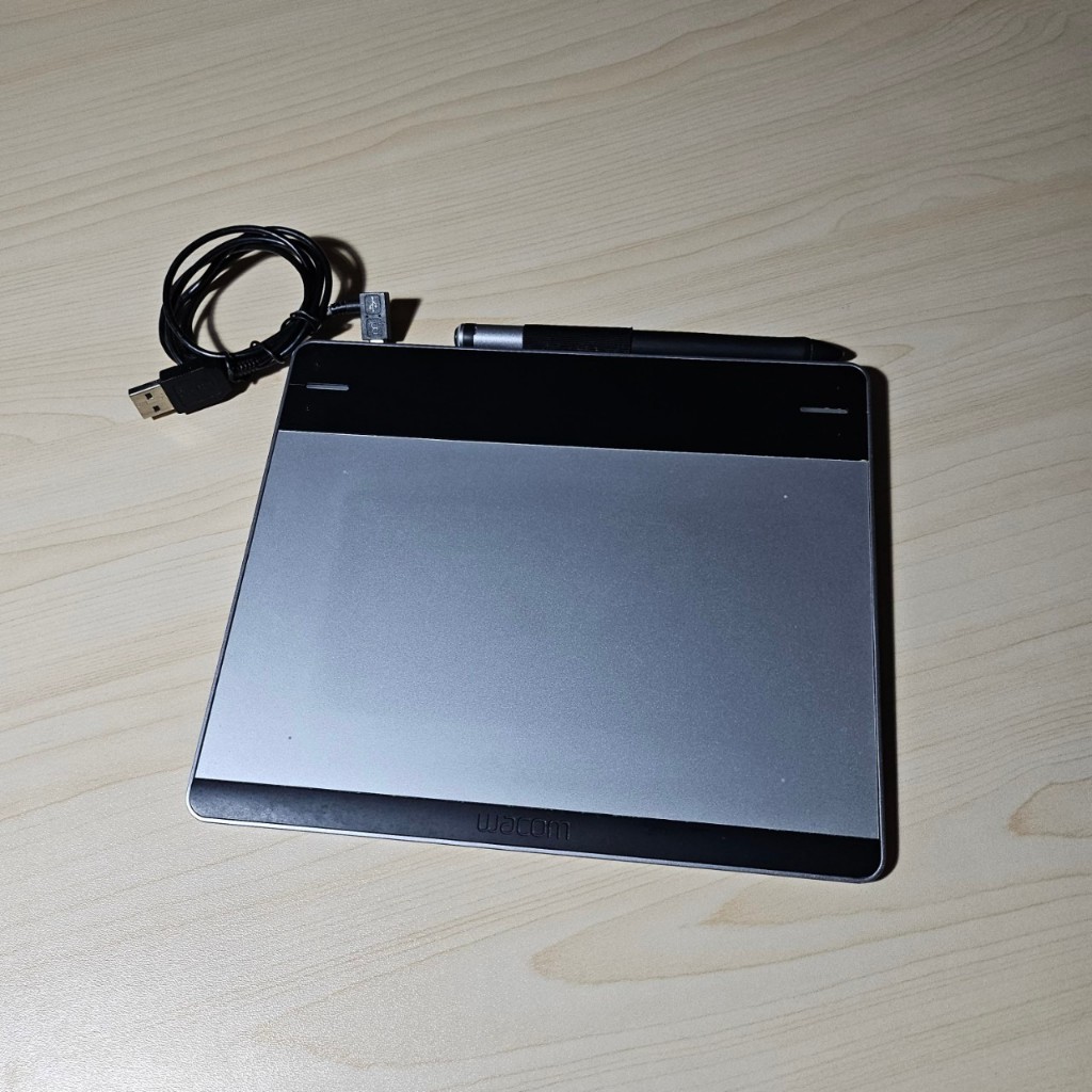 wacom intuos pensmall ctl-480 ปากกาวาดรูป กระดานแท็ปเล็ตวาดรูป มือสอง ...