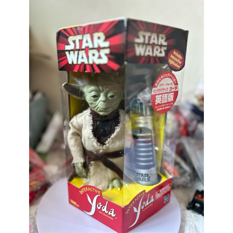 สตาวอร์ Star Wars Interactive Yoda and Lightsaber Vintage 2000 Hasbro ...