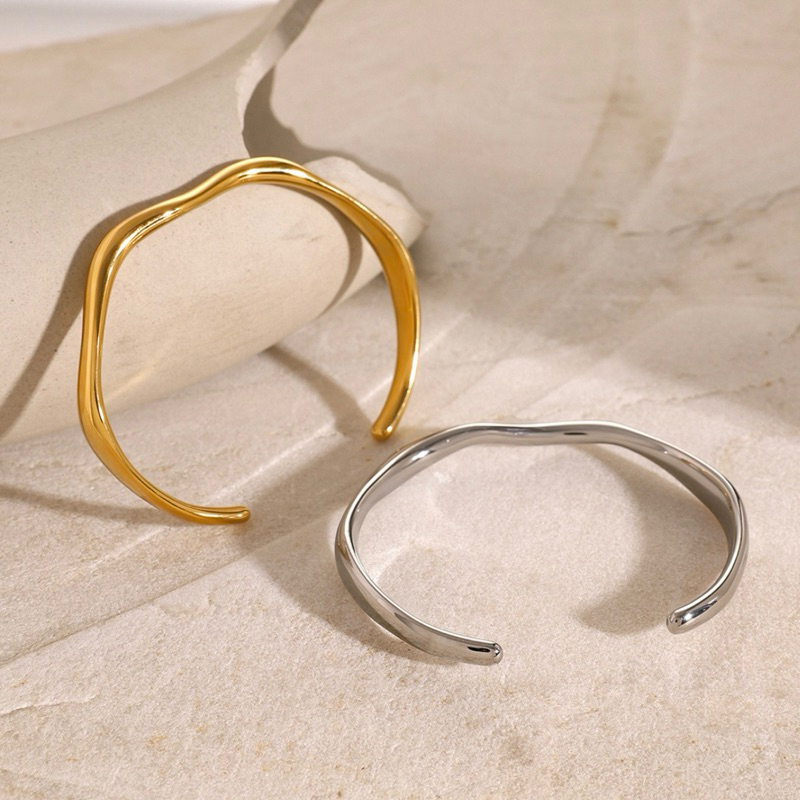 MERAKI. Ottilie Bracelet (Silver/Gold) stainless steel สามารถบีบปรับตาม ...