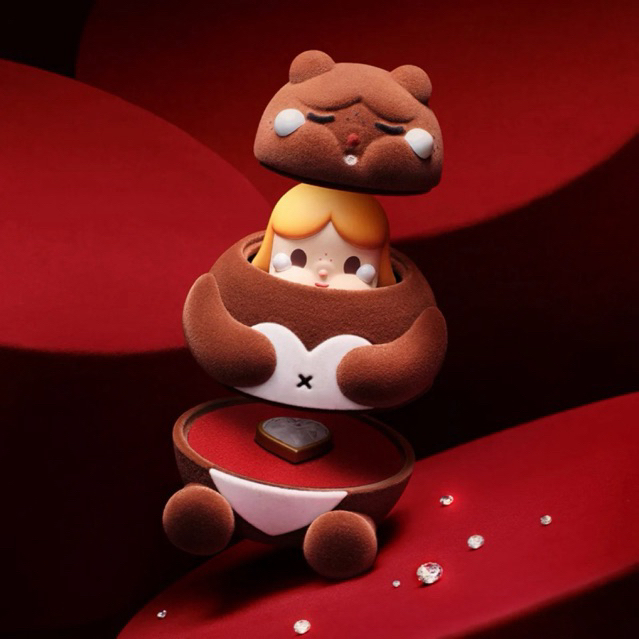 Model : CRYBABY Crying For Love Series Figures Blind Box | Shopee Thailand