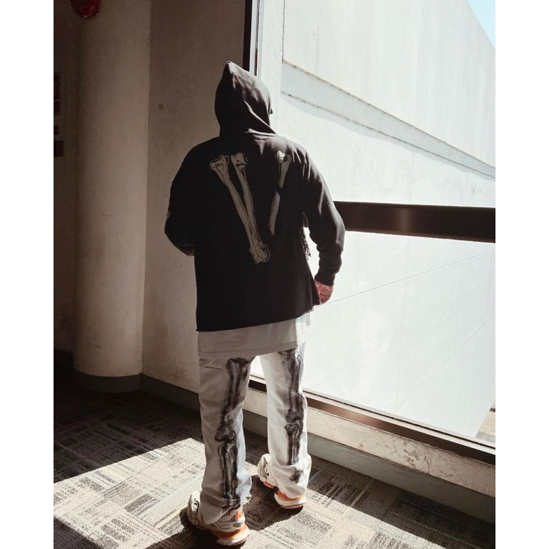 [ของแท้💯%]VLONE SKELETON HOODIE BLACK | Shopee Thailand
