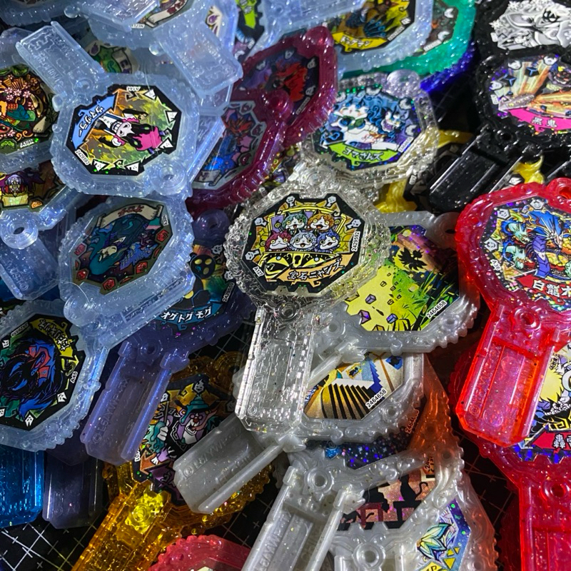 เหรียญโยไควอช กุญแจโยไควอชรุ่น เอลเดอร์ Dx yokai watch elder key มือสอง | Shopee Thailand