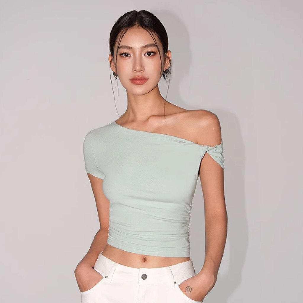 MARVY l NVH Twisted Shoulder Top เสื้อแขนสั้น เปิดไหล่หนึ่งข้าง | Shopee Thailand