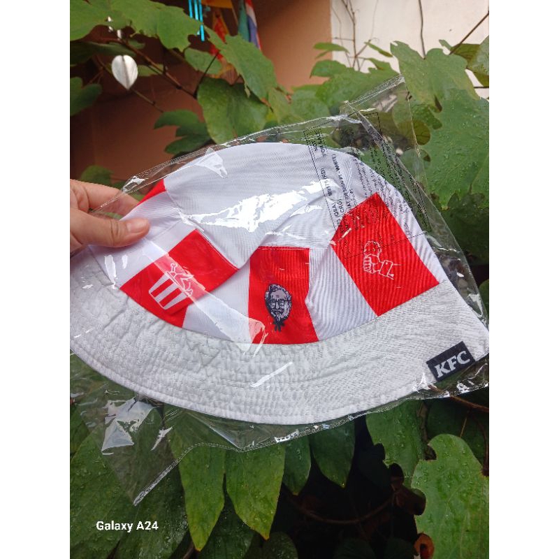 หมวกบักเกต kfc (14 กพ.68) | Shopee Thailand