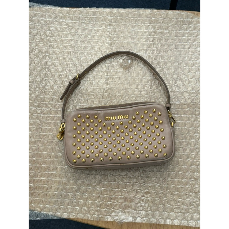 USED Miu miu mini pouch (มีตำหนิ) | Shopee Thailand