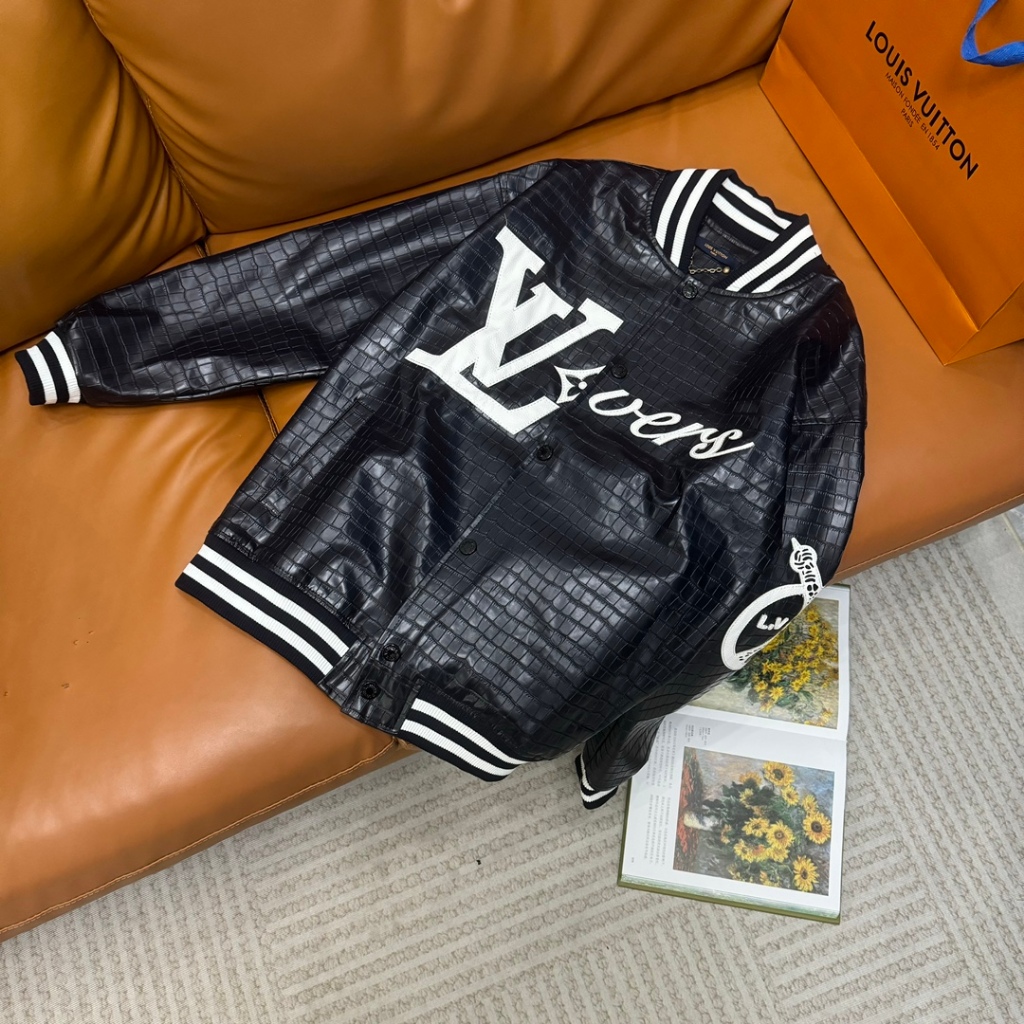 【fashion】เสื้อแจ็กเกต LV 24SS รูปภาพจริง งานสูงสุด คุณภาพดี ใส่สบาย ใส่ได้ทั้งผู้ชายผู้หญิง ...