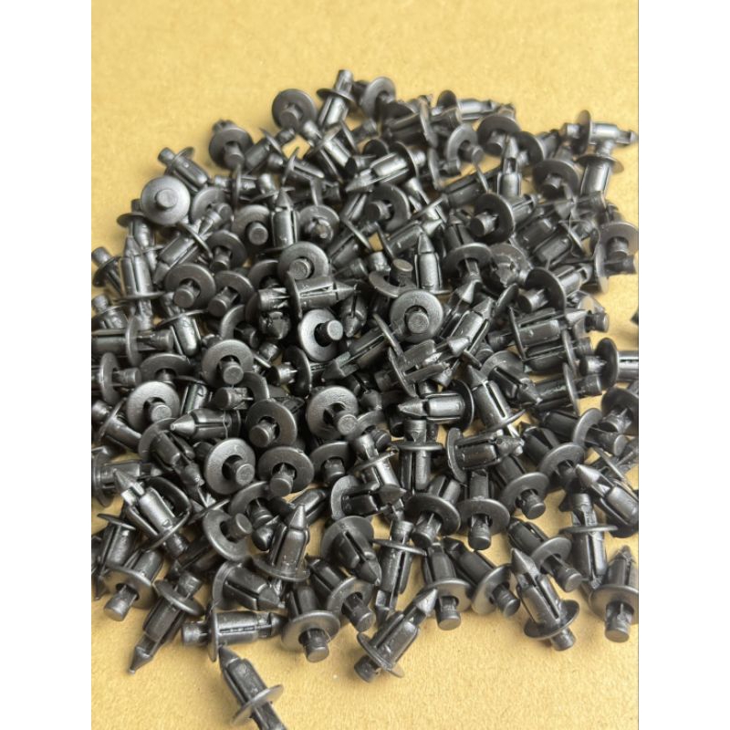 หมุดยึดชุดสี HONDA , YAMAHA :: PCX125,150,160 , Xmax300 Forza300,350 ทุกปี | Shopee Thailand