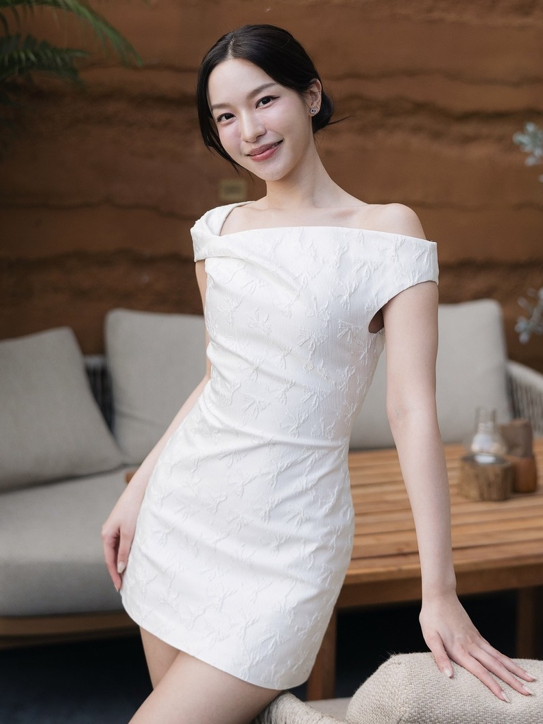 CALICO - HELENE MINI DRESS พร้อมส่ง | Shopee Thailand