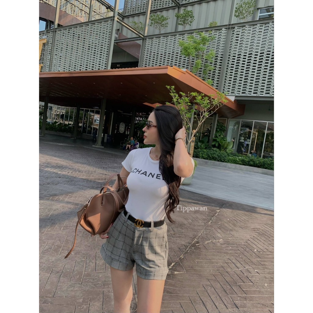 TIPPAWAN ' ผู้ดีมากค่า กับBasic Set ชุดนี้ เสื้อตัวยาวมาพร้อมกางเกงขาสั้นทรงบาร์บี้ตรงที่จริงใจ ...