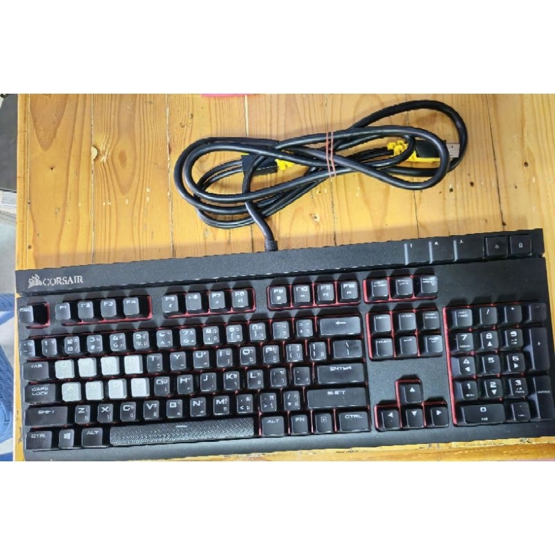 สินค้ามือสองสภาพตามรูปCorsair Gaming Strafe Mechanical USB Red LED ...