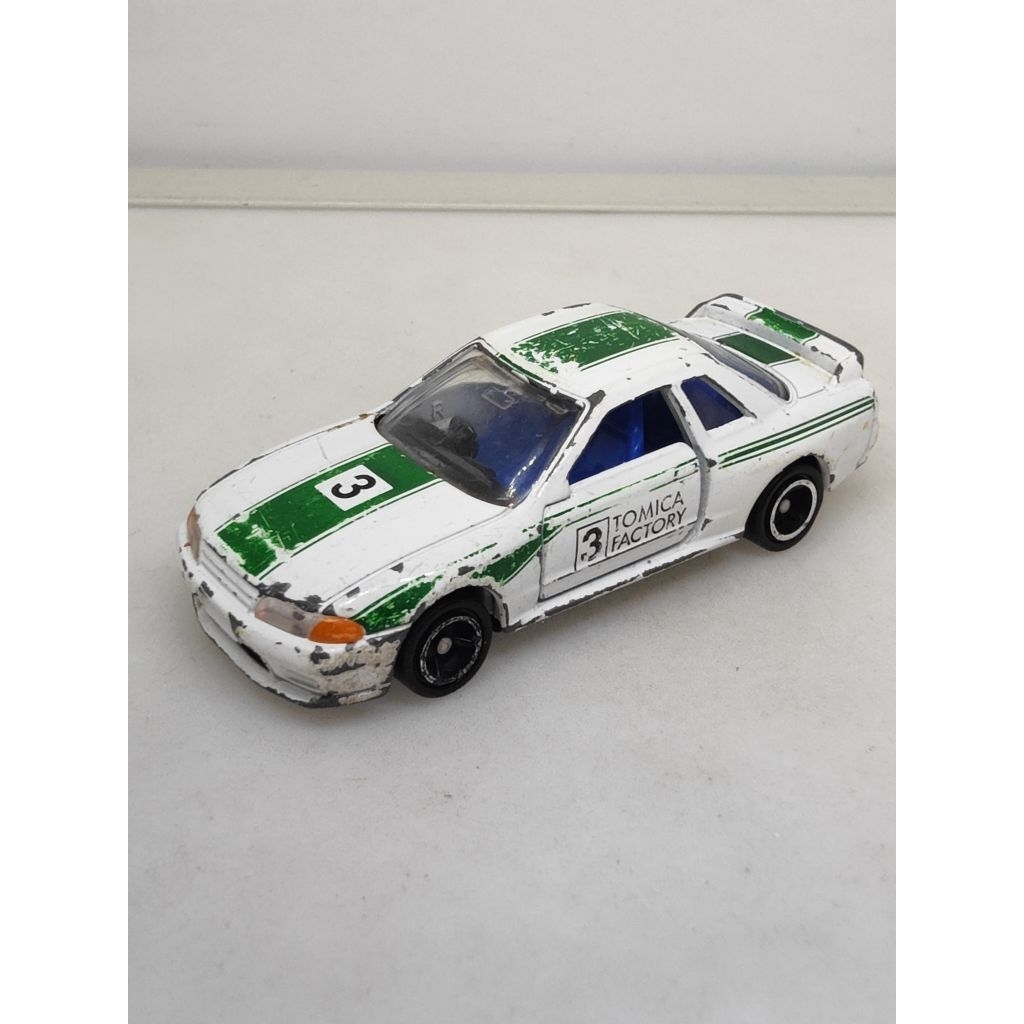 🟤⚪โมเดลรถเหล็ก Tomica Factory Nissan skyline GT-R R32 | Shopee Thailand