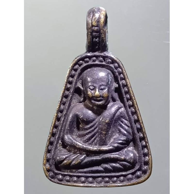 Antig Plus 1575 เหรียญหล่อจอบใหญ่ หลวงพ่อเงิน วัดบางคลาน จังหวัดพิจิตร รุ่นพิเศษ เนื้อทองเหลือง ...