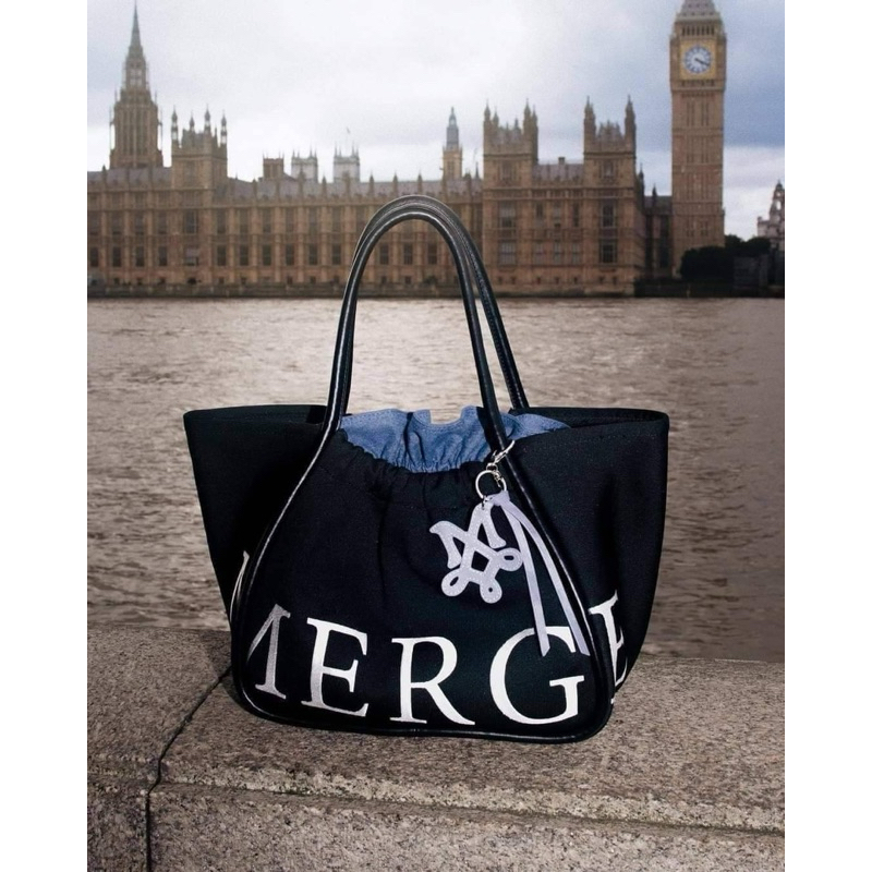 พร้อมส่งกระเป๋า Merge ของแท้100% พร้อมกล่อง | Shopee Thailand