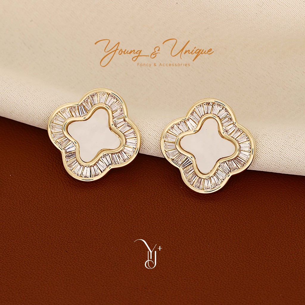 Yu+ Jewelry,ต่างหูเพชรใบโคลเวอร์สี่ใบ ทอง เอส925 | Shopee Thailand