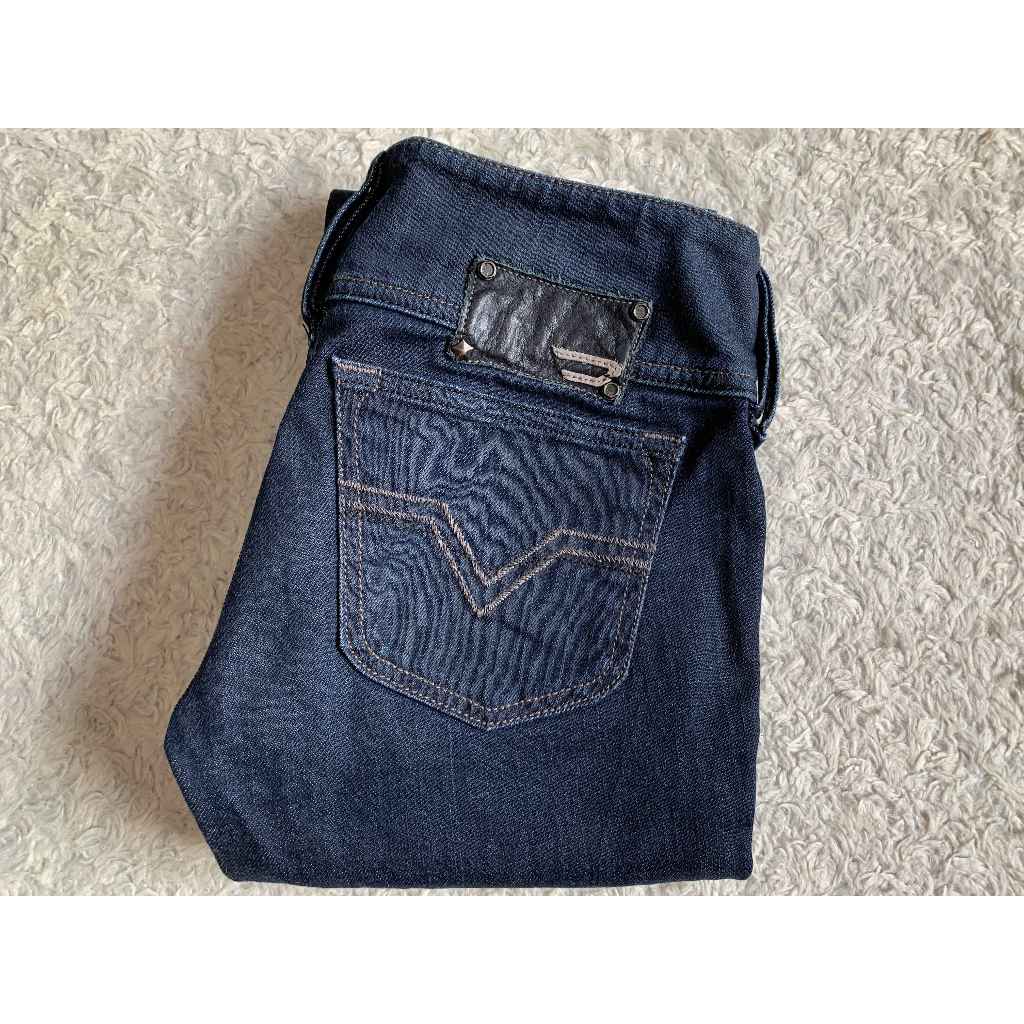 ผู้หญิง - Diesel รุ่น Cherock 008AAS ทรง Bootcut ไซส์ 26" | Shopee Thailand