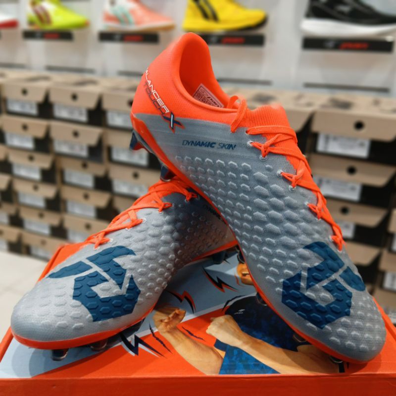 Pan Balancer Touch X T5 รองเท้าฟุตบอลแพน ตัวท็อป PFS5T5 | Shopee Thailand