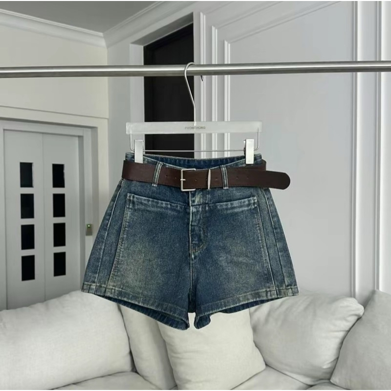 Promthong size xl (new in pack) กางเกงขาสั้นแถมเข็มขัด ใช้โค้ดลด30% ...