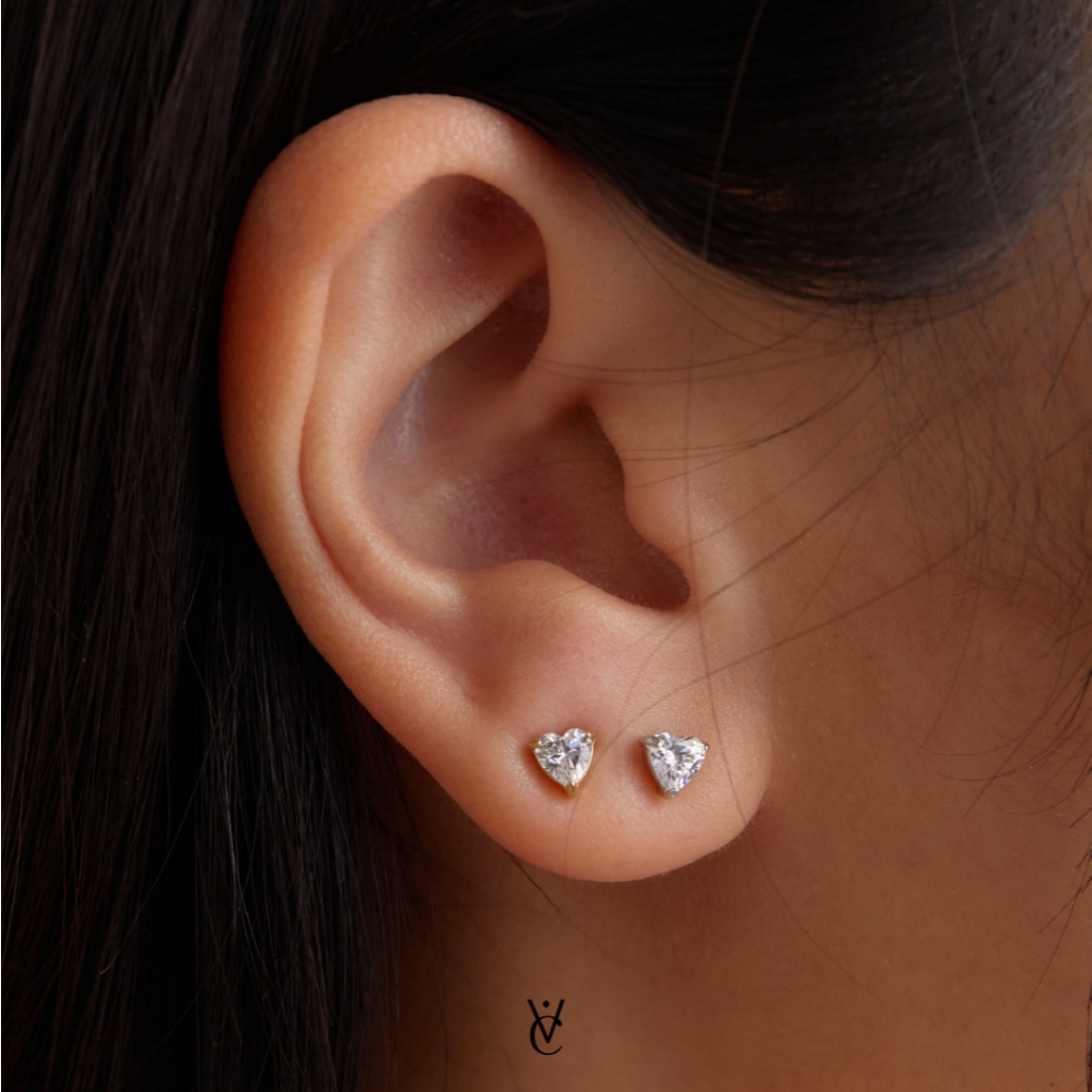 Valichain - Petite Gem Heart Ear Stud | Shopee Thailand