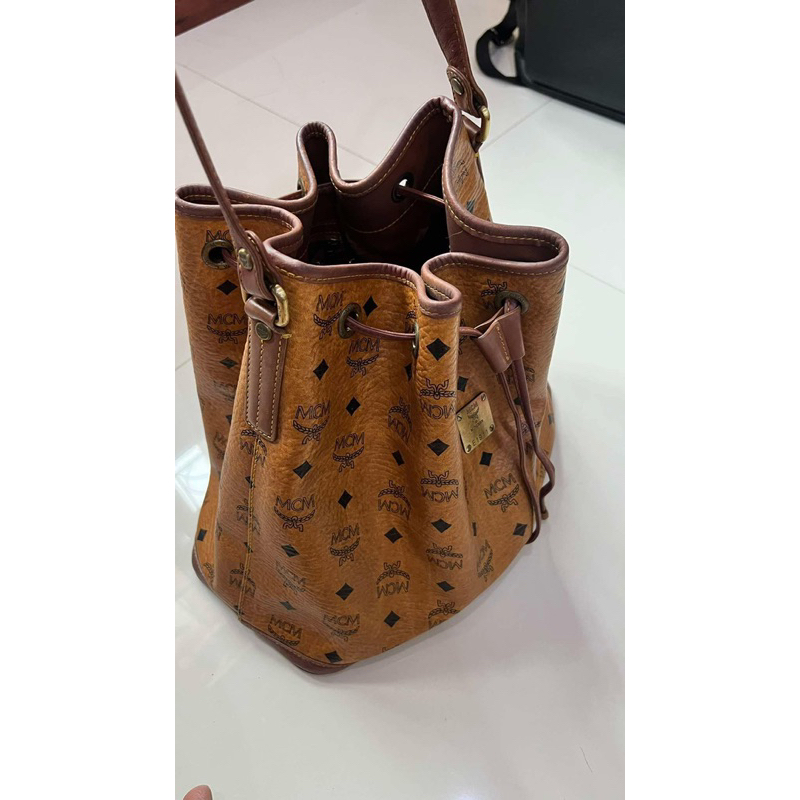 sold out ส่งต่อจีบ MCM แท้ สภาพใช้งาน ไม่มีตำหนิหนัก | Shopee Thailand