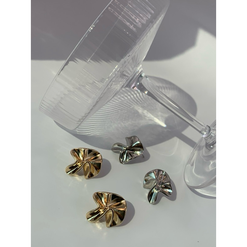 ต่างหู รุ่น Petal verisse.bkk | Shopee Thailand