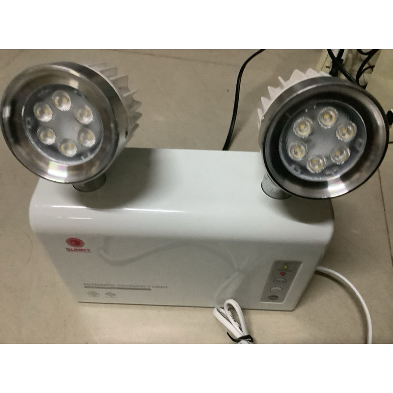 มือสอง SUNNY Emergency Light โคมไฟฉุกเฉิน(ใช้ได้แต่ต้องไปเปลี่ยนแบต🚨 ...