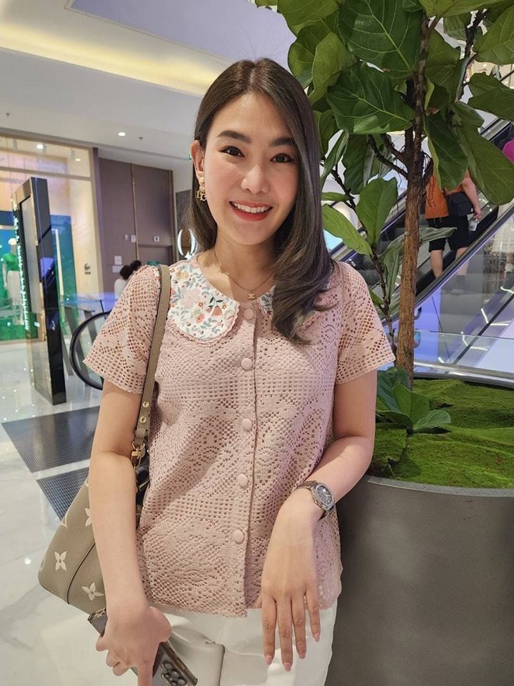 Glucoat | [E143/E691] เสื้อลูกไม้เนื้อนิ่มสีชมพู/สีแดง ปกพิมพ์ดอกไม้เพิ่มควกและอ่อนหวาน | Shopee ...