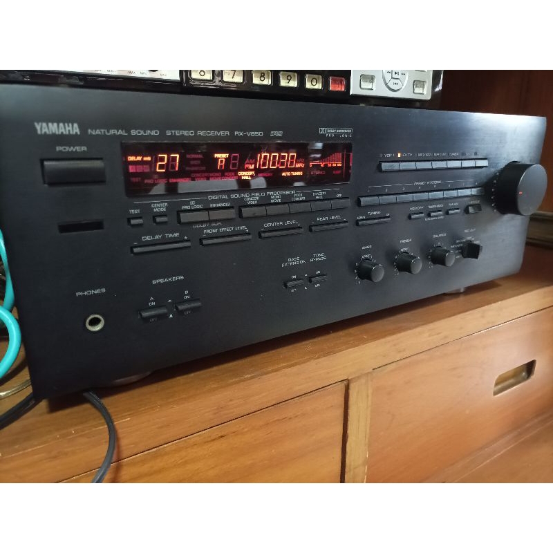 มือ2 สภาพดี เครื่องรับสัญญาณเสียงและวิดีโอ Yamaha RX-V850 พร้อมรีโมท ...