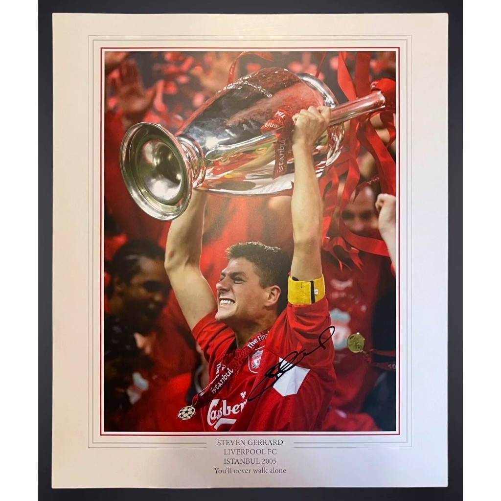 รูปพร้อมลายเซ็น Steven Gerrard ชูถ้วย UCL | Shopee Thailand