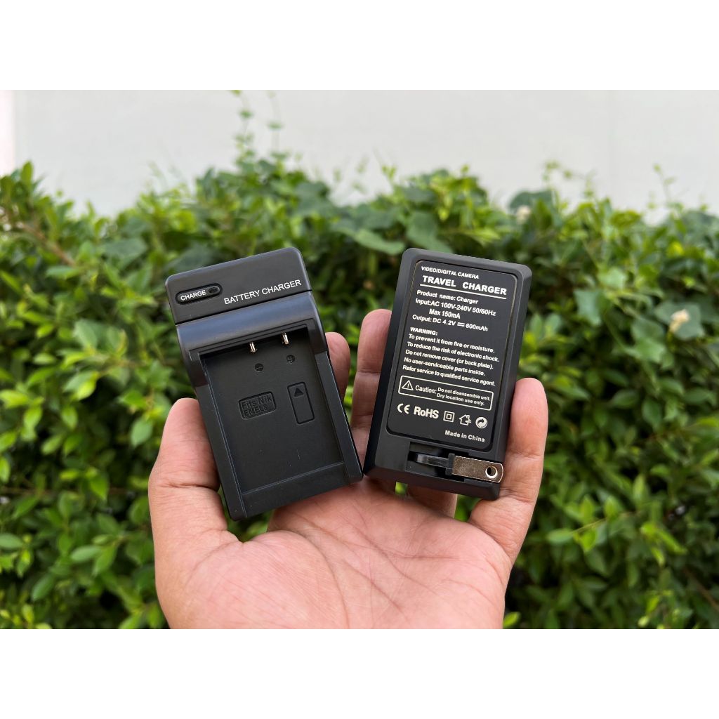 สินค้าใหม่ !! รางชาร์จแบต Nikon EN-EL8 สำหรับ Nikon COOLPIX P1 P2 S1 S2 S3 S5 S6 S7 S7C S8 S9 ...