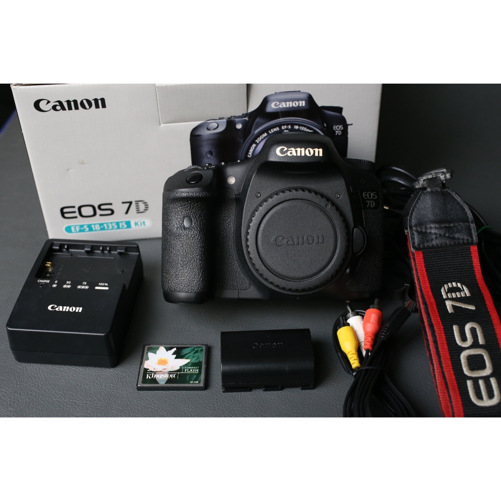 CANON EOS 7D (Body) ใหม่มาก 97%ชัตเตอร์41000ใช้งานน้อยมาก+ที่ชาร์จ+แบตแท้1ก้อน+สายคล้อง+CFการ์ด ...