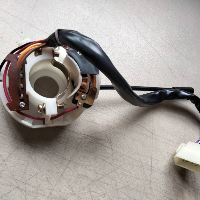 ยกเลี้ยว สวิตซ์ยกเลี้ยว Datsun 620 ปี 78 ดัทสัน 620 รุ่น 8 ปลัก J15 สวิต ไฟเลี้ยว สวิท ไฟเลี้ยว ...