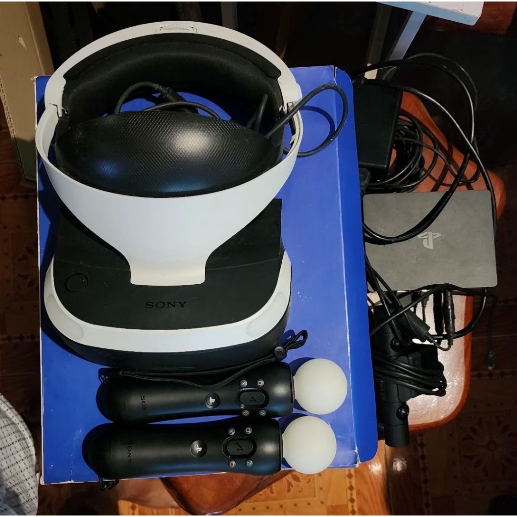 (มือสองสภาพดี) Ps VR Gen 2 สำหรับ PS4 อุปกรณ์ ครบกล่องพร้อมเล่น | Shopee Thailand