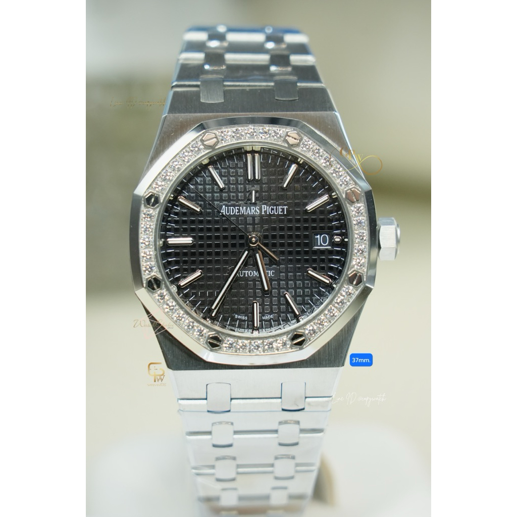 Audemars Piguet Royal Oak 37 mm. black 15450st Automatic swiss movement ...