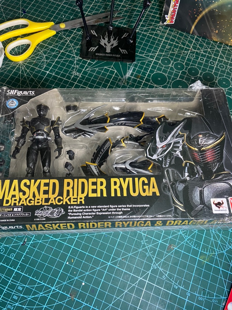 S.H.Figuarts Masked Kamen Rider Ryuki Ryuga มือสอง (อ่านรายละเอียดก่อนซื้อ) | Shopee Thailand