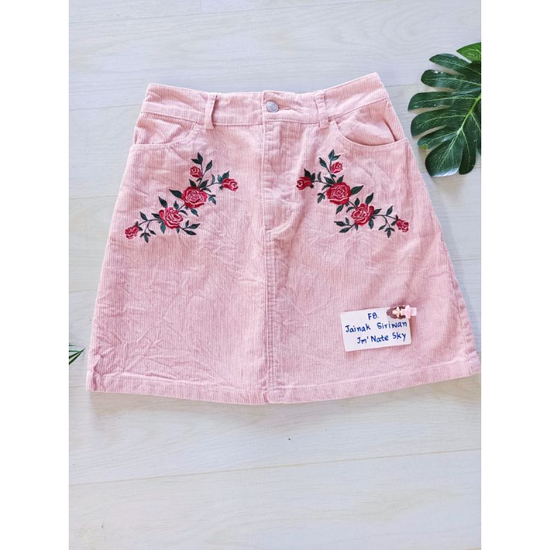 กระโปรงสั้นญี่ปุ่น Uniqlo Gu GRL Zara H&M Guess Cecil (อัพเดท 07/03/68) | Shopee Thailand