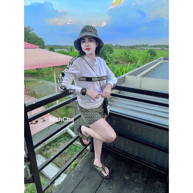 Nicha Set2ชิ้น เสื้อแขนยาวคอกลม แต่งแถบ กางเกงผ้าทอ มีกระเป๋าสองข้าง รุ่นนี้ผ้าดีใส่อยู่บ้าน เท่ ...