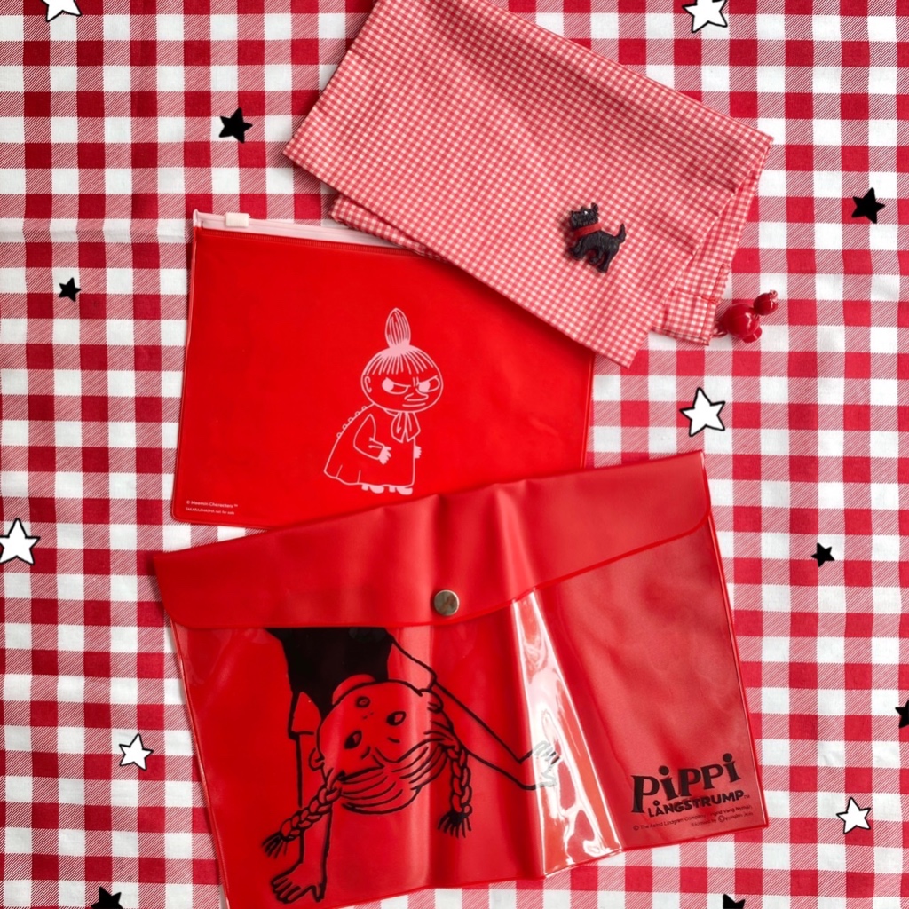 ️ถุงไนลอนหูรูด Scottie Dog & กระเป๋า PVC สีแดงลาย Little My / Pippi ...