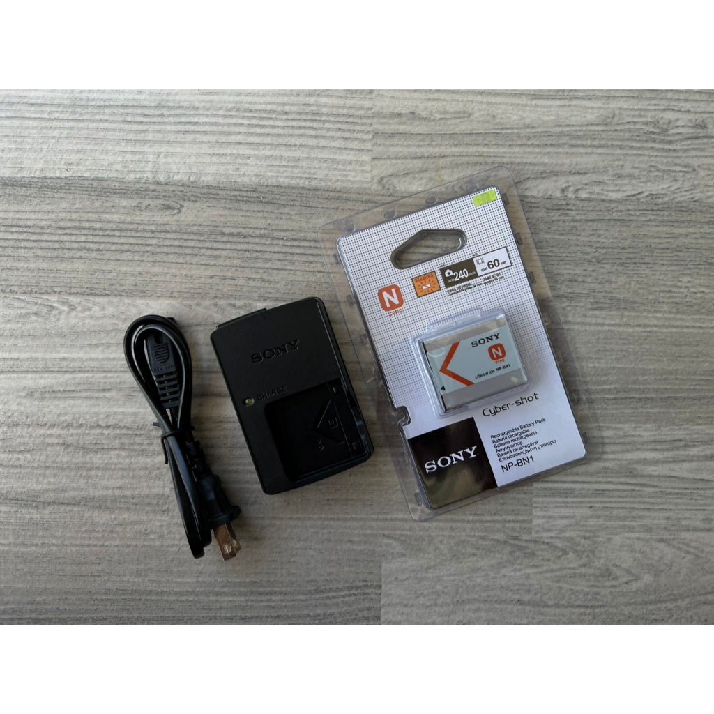 แบตเตอรี่ NP-BN1 & แท่นชาร์จกล้อง Sony Cybershot DSC-J20 TX5 TX20 TF1 QX30 QX100 W320 W360 W570 ...