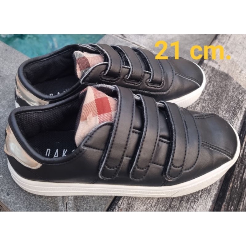 DAKS แท้ รองเท้าผ้าใบมือสอง 21 cm. | Shopee Thailand
