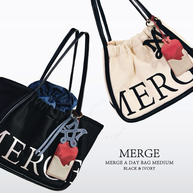 ของแท้พร้อมส่ง! กระเป๋า MERGE A Day Bag (Black & Mini Black Glitter ...