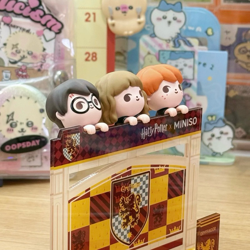 ( 1 สุ่ม / 2 ตัว ) Miniso & Harry Potter Mini Bean - เกาะแก้ว 🖤 ...