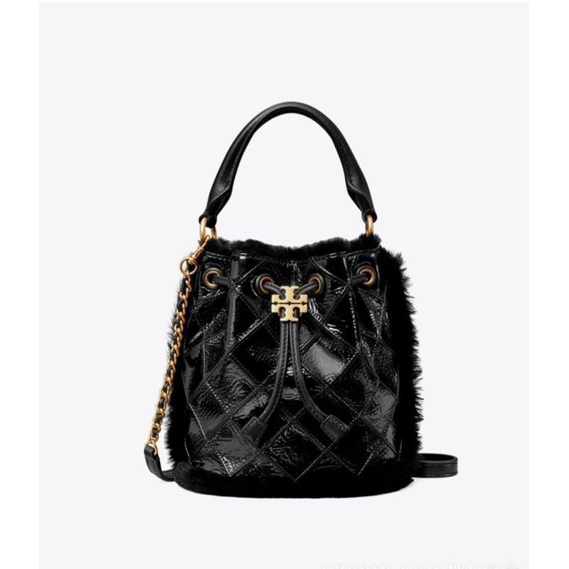 จีบ ถือใด้ สะพายข้างใด้ Fleming Soft Patent Shearing Bucket Bag 142591 ...