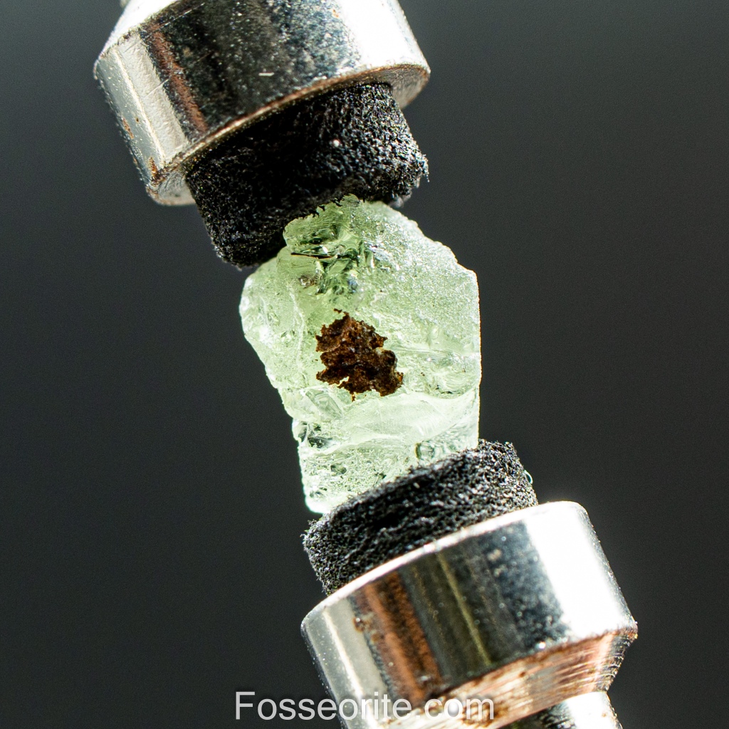 [1.33กะรัต] #XS101 สะเก็ดดาว Moldavite โมลดาไวท์ แท้ 100% ขนาดเล็ก ...