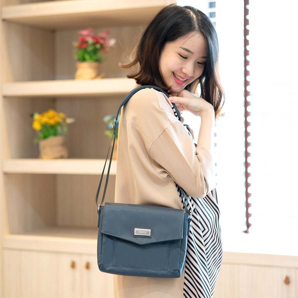 Hadara Chapter 105 กระเป๋าครอสบอดี้ ไซส์ S สวยหรู สะพายได้ทุกวัน ช่อง ...