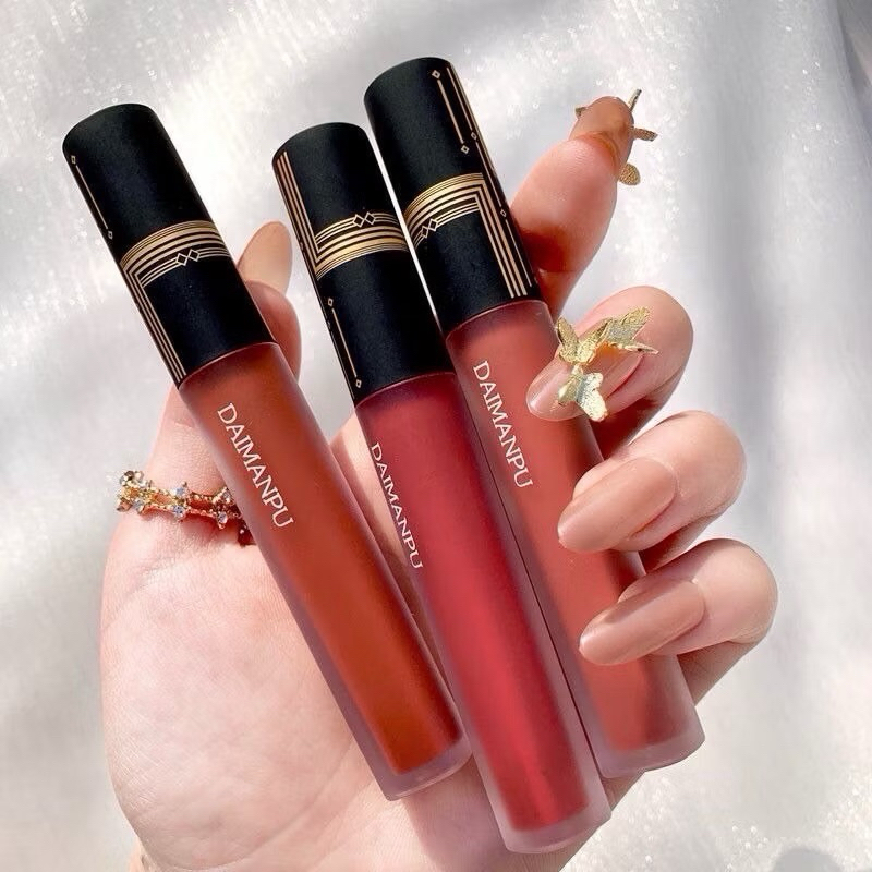 Velvet Matte Color LipGloss ลิควิดลิปสติก เนื้อแมทต์ สีชัด ไม่ตกร่อง ...