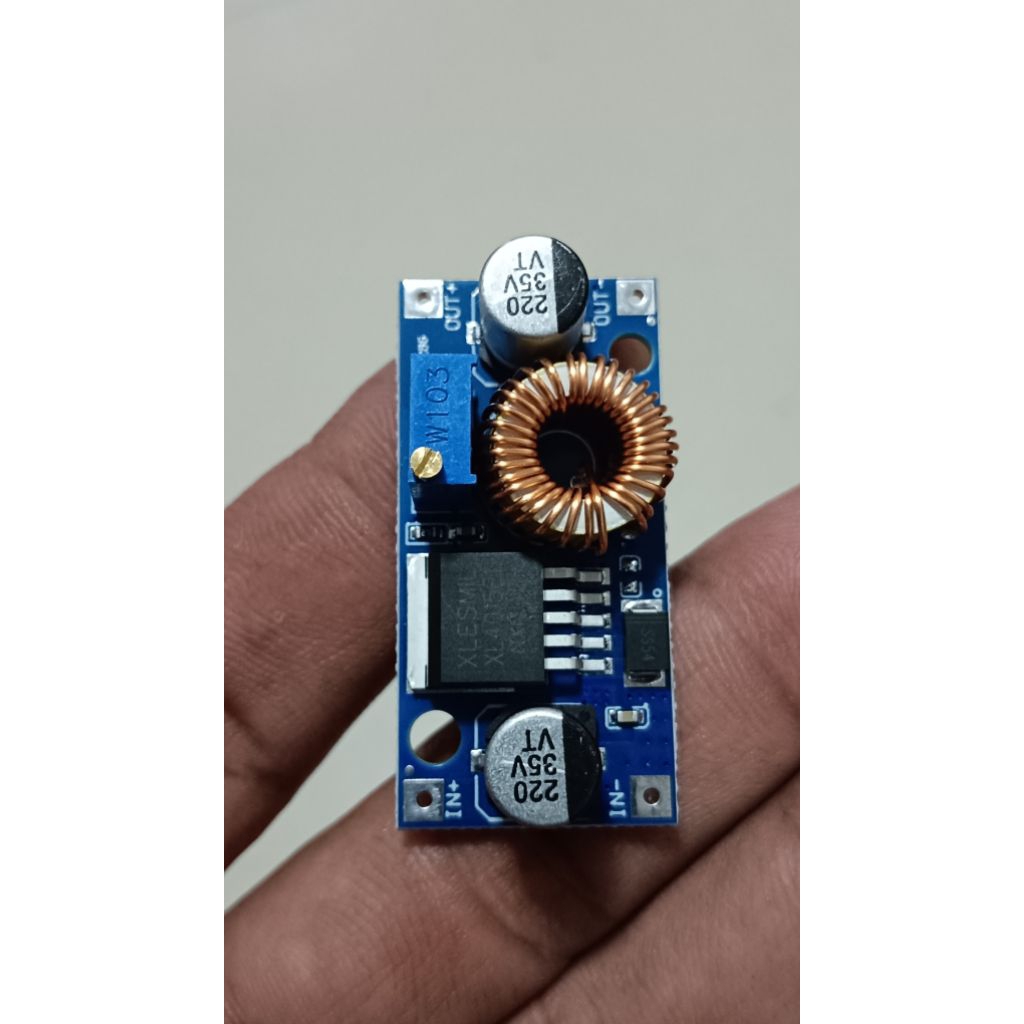 Step down DC to DC 3.2v - 40VDc to 1.25 - 35VDc 5A สเต็ปดาวน์ ไฟ DC to ...