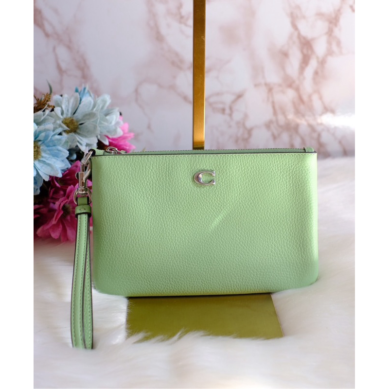 กระเป๋าสตางค์คล้องมือ Coach Small Wriset (CH818) งาน Shop | Shopee Thailand