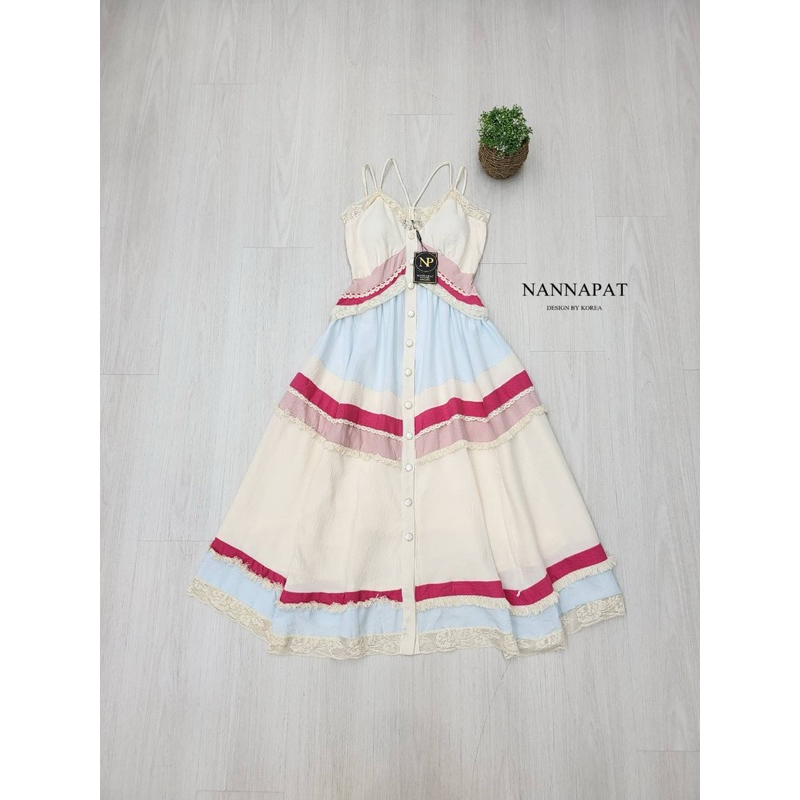 M10 งานป้าย Nannapat Dress ชุดเดรสยาวสายเดี่ยวแต่งกระดุมหน้า สำหรับผู้หญิง เสื้อผ้าแฟชั่นผู้หญิง ...